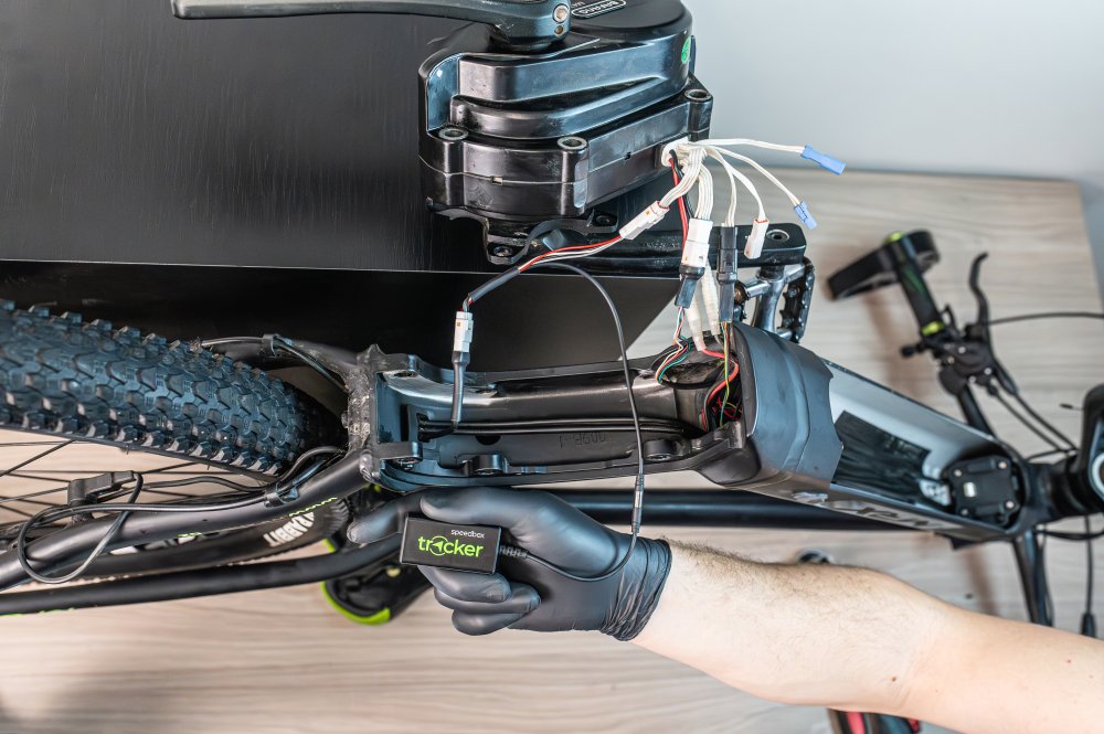 The Ultimate Tracking System for E-Bike Security!