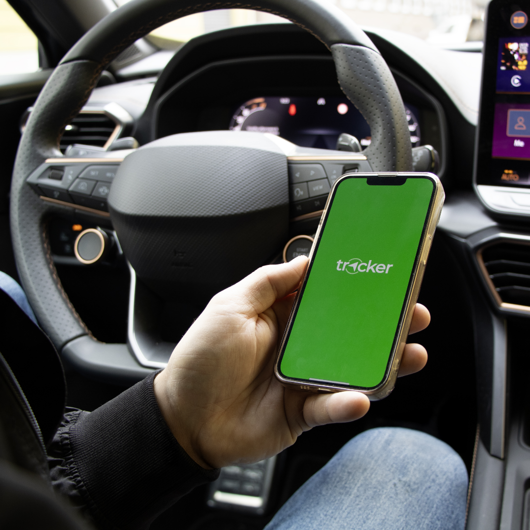 Vehicle Tracker | Advanced GPS Tracking & Battery Monitoring for Cars ...